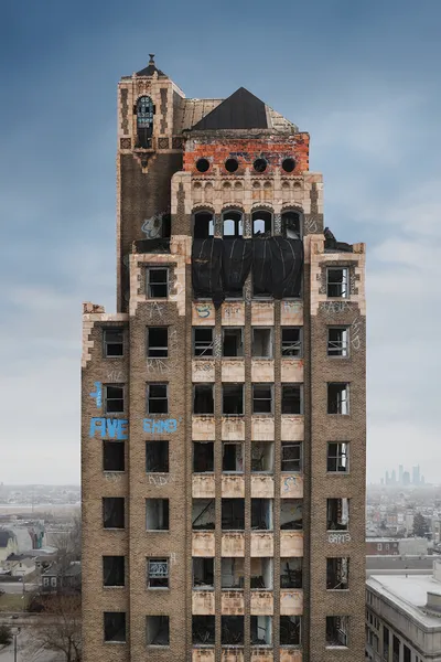 Beury Building - HYTHA.CG